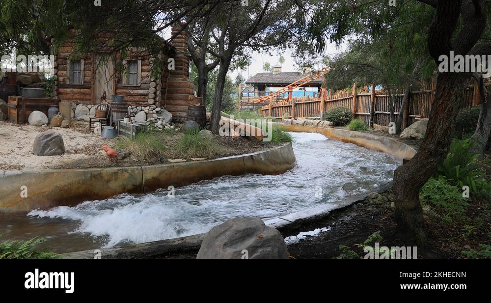 Cabin landscape Stock Videos & Footage - HD and 4K Video Clips - Alamy