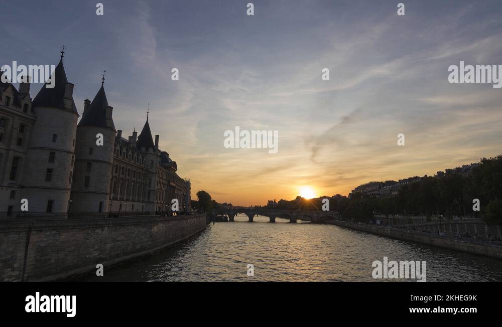The seine sunset Stock Videos & Footage - HD and 4K Video Clips - Alamy