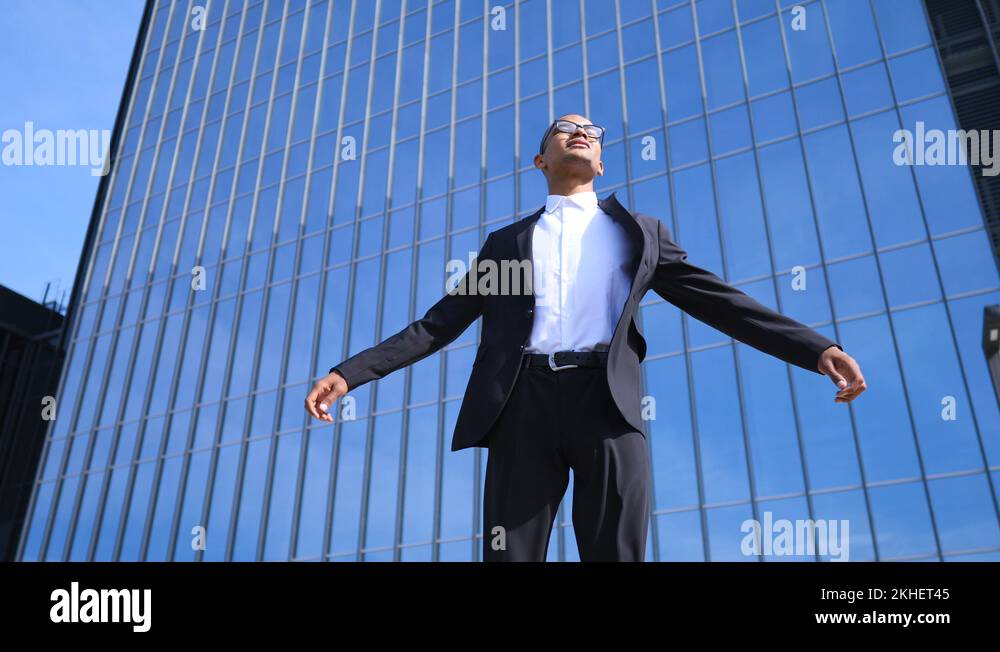Aspirational people Stock Videos & Footage - HD and 4K Video Clips - Alamy