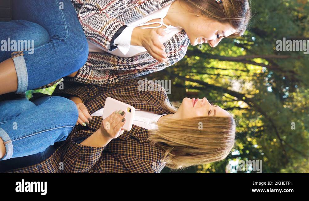 Duck faces Stock Videos & Footage - HD and 4K Video Clips - Alamy