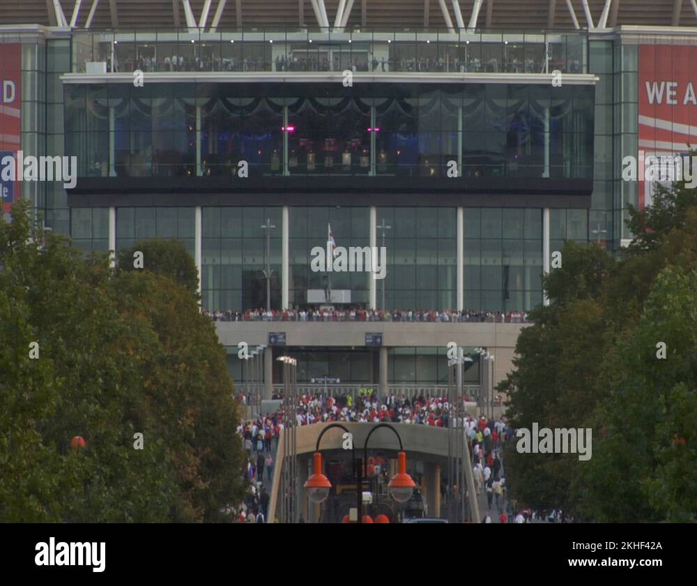 Wembley way Stock Videos & Footage - HD and 4K Video Clips - Alamy