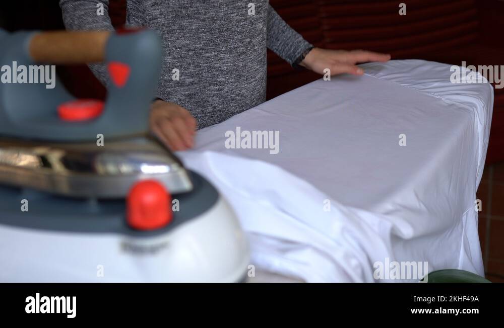 Routine housework Stock Videos & Footage - HD and 4K Video Clips - Alamy