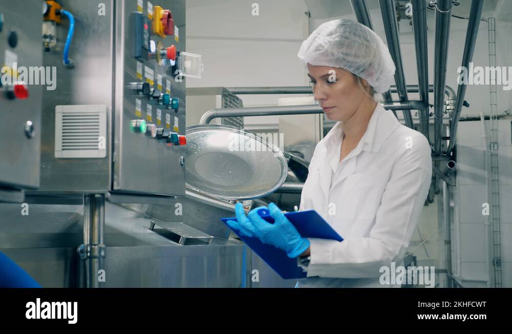 Lady worker Stock Videos & Footage - HD and 4K Video Clips - Alamy