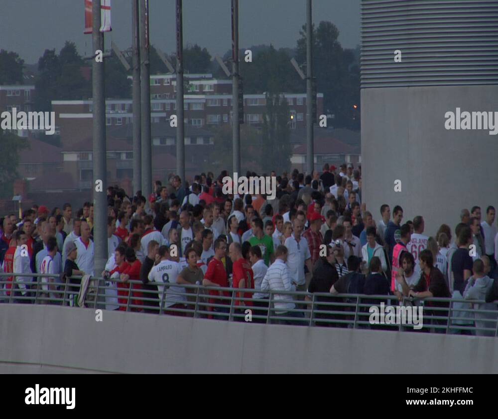 England football fans wembley Stock Videos & Footage - HD and 4K Video ...