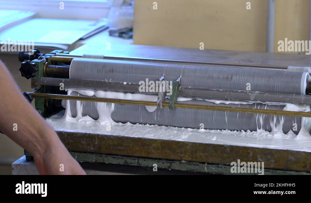 Paper gluing Stock Videos & Footage - HD and 4K Video Clips - Alamy