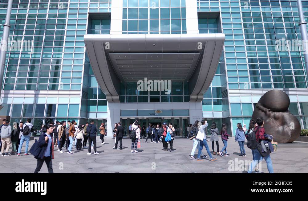 Impressive architecture of Taipei 101, tilt up camera moviment, shot in ...