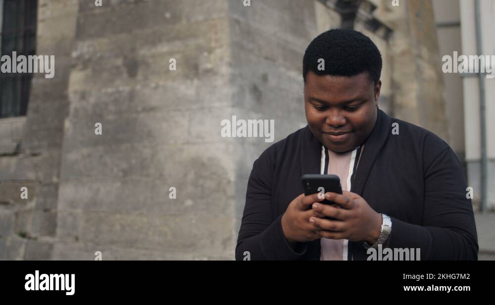 Man tapping forehead Stock Videos & Footage - HD and 4K Video Clips - Alamy