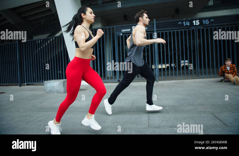 Obstacles run Stock Videos & Footage - HD and 4K Video Clips - Alamy