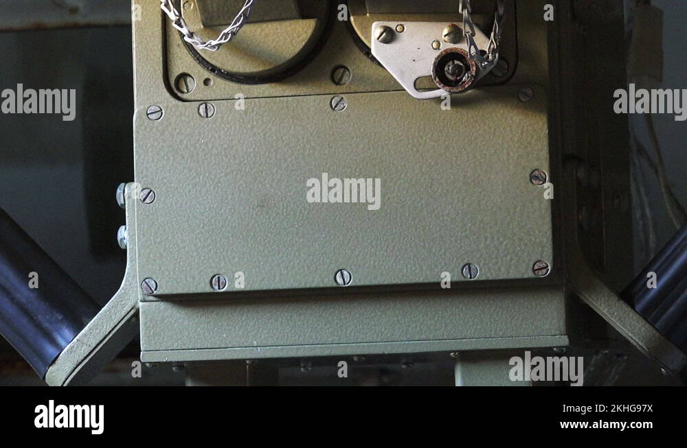 Periscope in use Stock Videos & Footage - HD and 4K Video Clips - Alamy