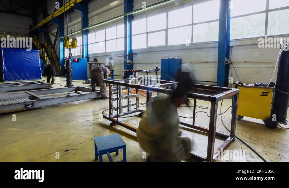 Carcass construction Stock Videos & Footage - HD and 4K Video Clips - Alamy