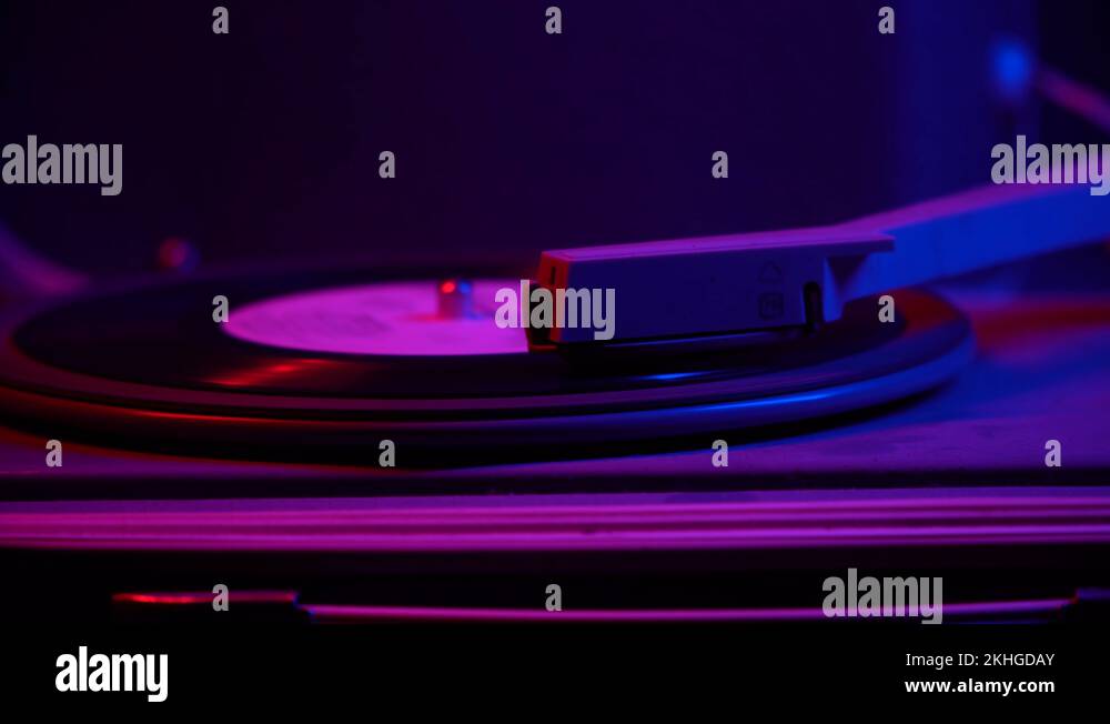 Record player turntable A record player turntable with it's stylus ...