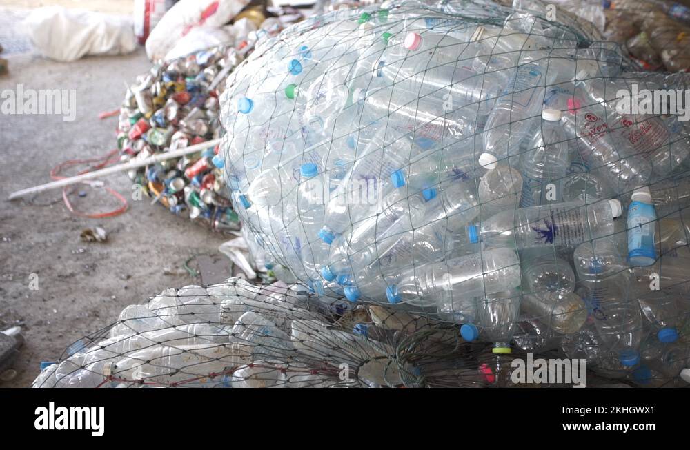 Recycling and waste Stock Videos & Footage - HD and 4K Video Clips - Alamy