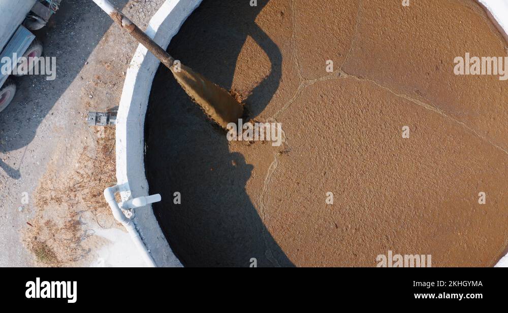 Manure compost Stock Videos & Footage - HD and 4K Video Clips - Alamy