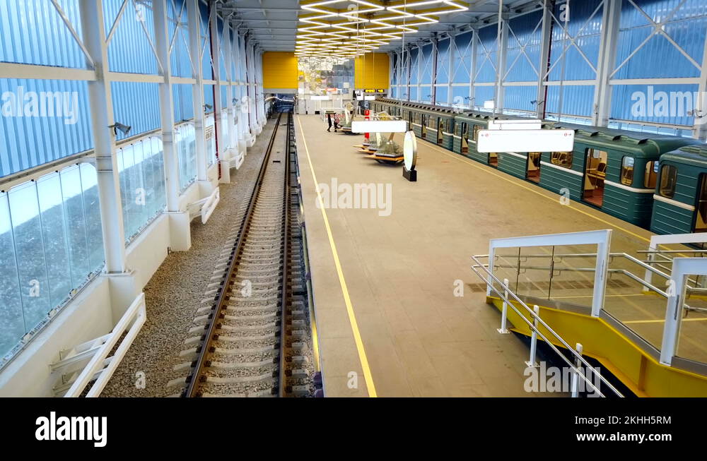 Modern metro Stock Videos & Footage - HD and 4K Video Clips - Alamy