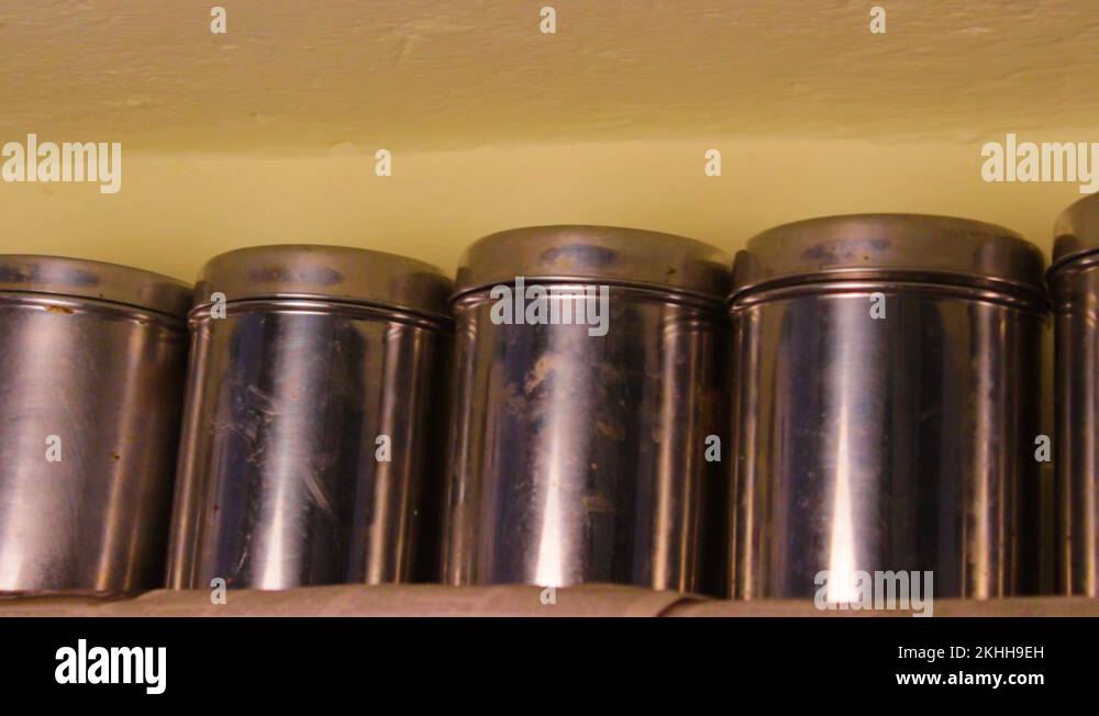 Horizontal boxes Stock Videos & Footage - HD and 4K Video Clips - Alamy