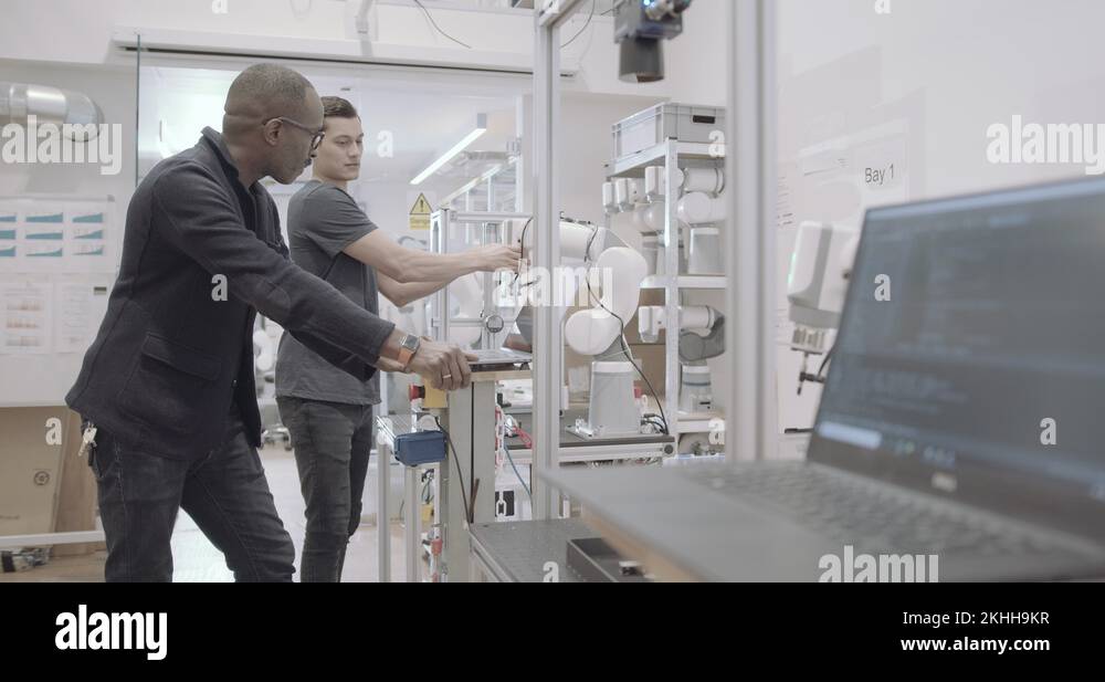 Robotics student Stock Videos & Footage - HD and 4K Video Clips - Alamy