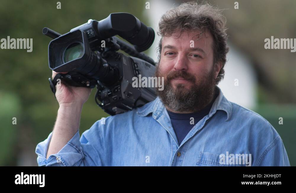 Filming outdoors Stock Videos & Footage - HD and 4K Video Clips - Alamy