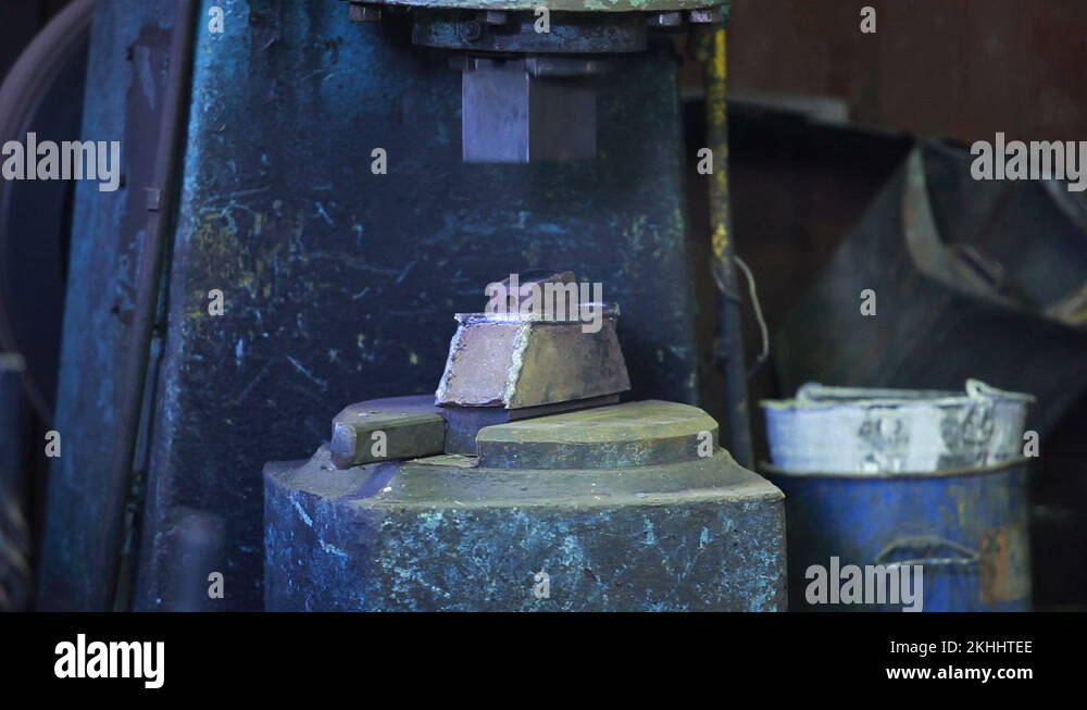 Mechanical hammer Stock Videos & Footage - HD and 4K Video Clips - Alamy
