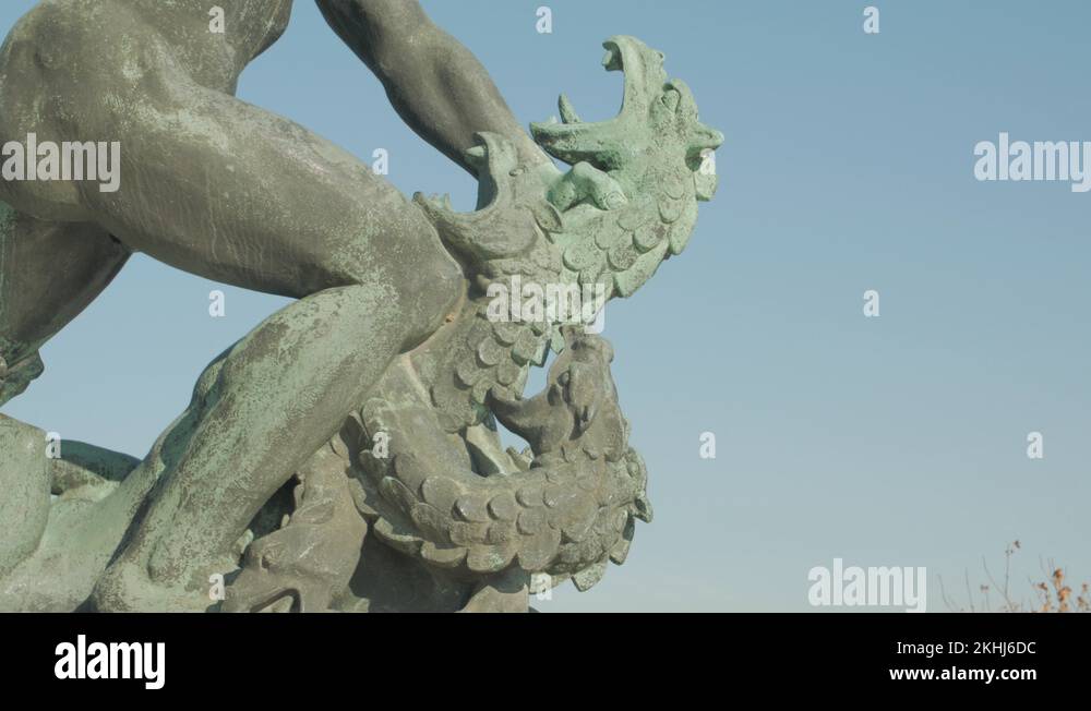 Statue of fighting Stock Videos & Footage - HD and 4K Video Clips - Alamy
