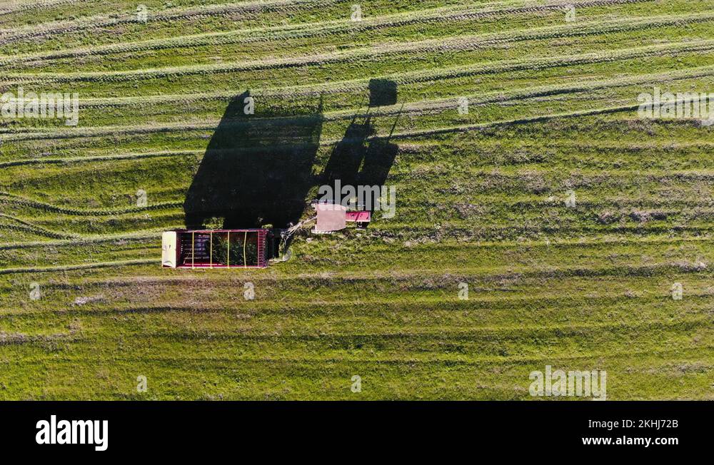 Spreading manure Stock Videos & Footage - HD and 4K Video Clips - Alamy