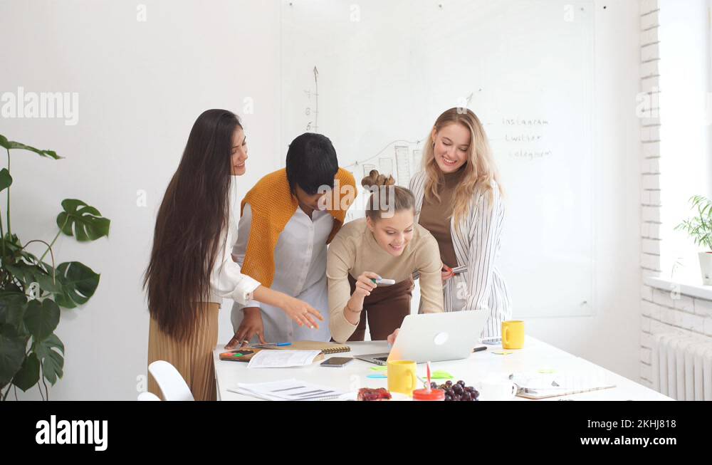 People surprised to see each other Stock Videos & Footage - HD and 4K ...