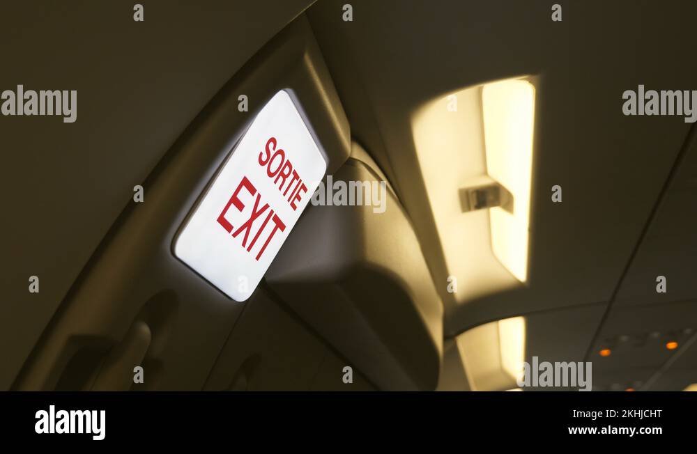 Bilingual exit sign Stock Videos & Footage - HD and 4K Video Clips - Alamy