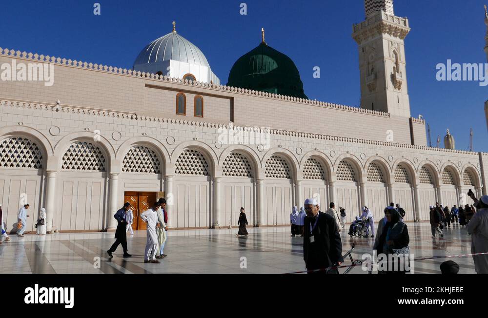 Masjid al madinah Stock Videos & Footage - HD and 4K Video Clips - Alamy