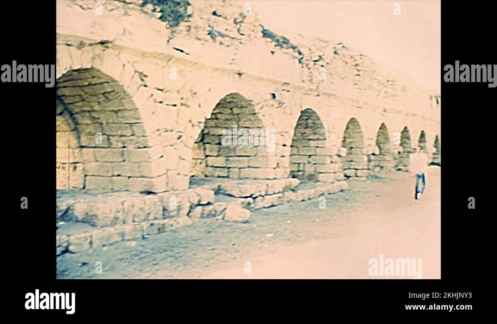 Aqueduct arcade Stock Videos & Footage - HD and 4K Video Clips - Alamy