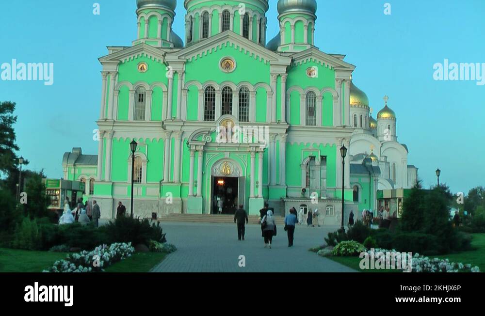 Pilgrims at Holy Trinity Seraphim Diveevo monastery Stock Video Footage ...