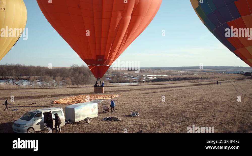 Hot air balloons lift Stock Videos & Footage - HD and 4K Video Clips ...