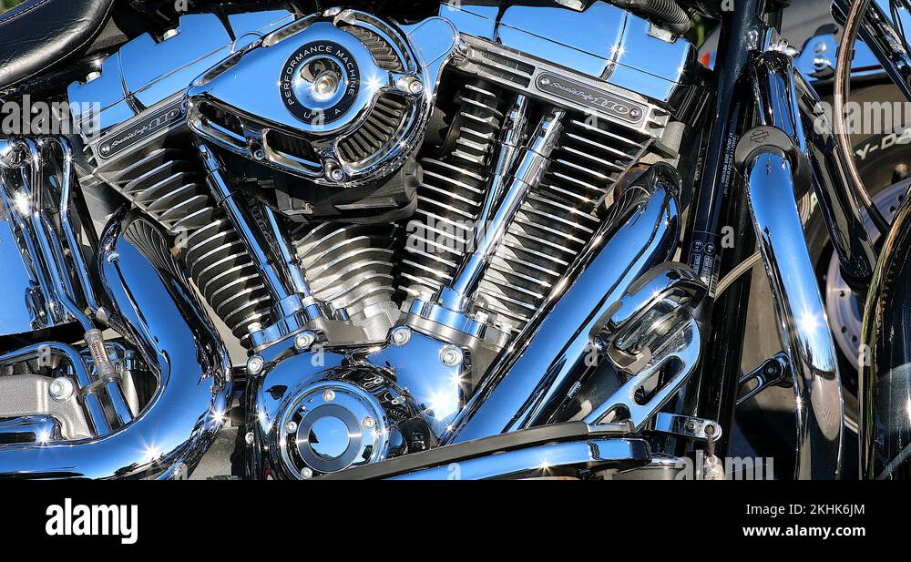 Harley davidson twin cam engine Stock Videos & Footage - HD and 4K ...