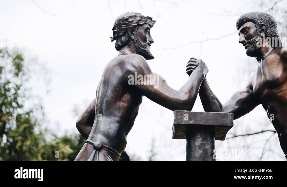 Metal statues Stock Videos & Footage - HD and 4K Video Clips - Alamy