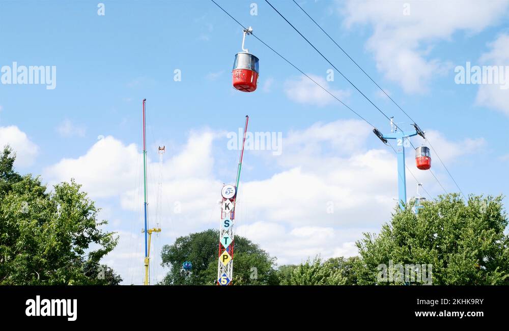 Amusement park ride gondolas Stock Videos & Footage - HD and 4K Video ...