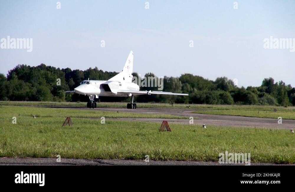 Variable wing sweep Stock Videos & Footage - HD and 4K Video Clips - Alamy