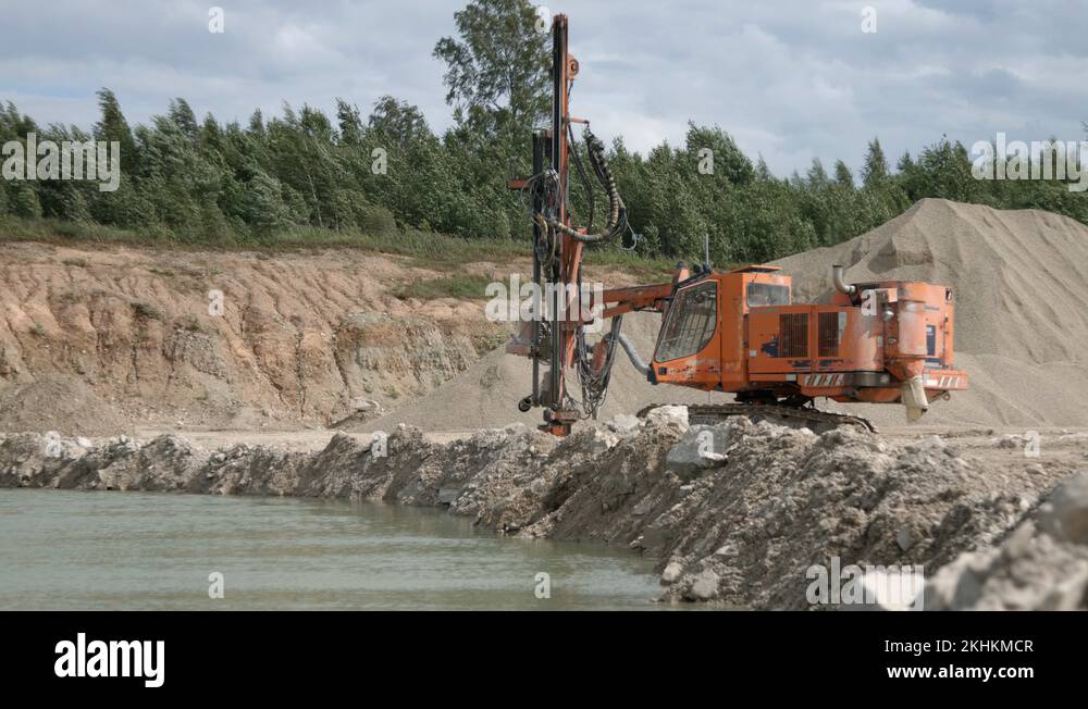 Blast in open pit Stock Videos & Footage - HD and 4K Video Clips - Alamy