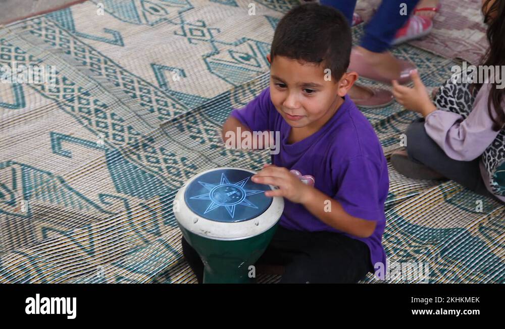 Darbuka drum Stock Videos & Footage - HD and 4K Video Clips - Alamy