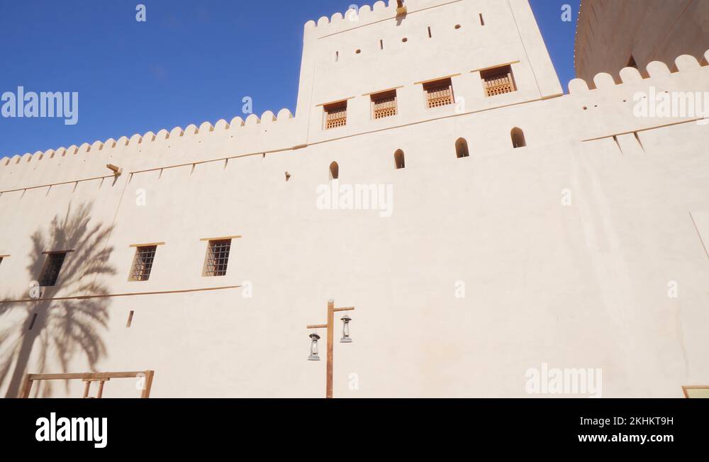 Nizwa fort Stock Videos & Footage - HD and 4K Video Clips - Alamy