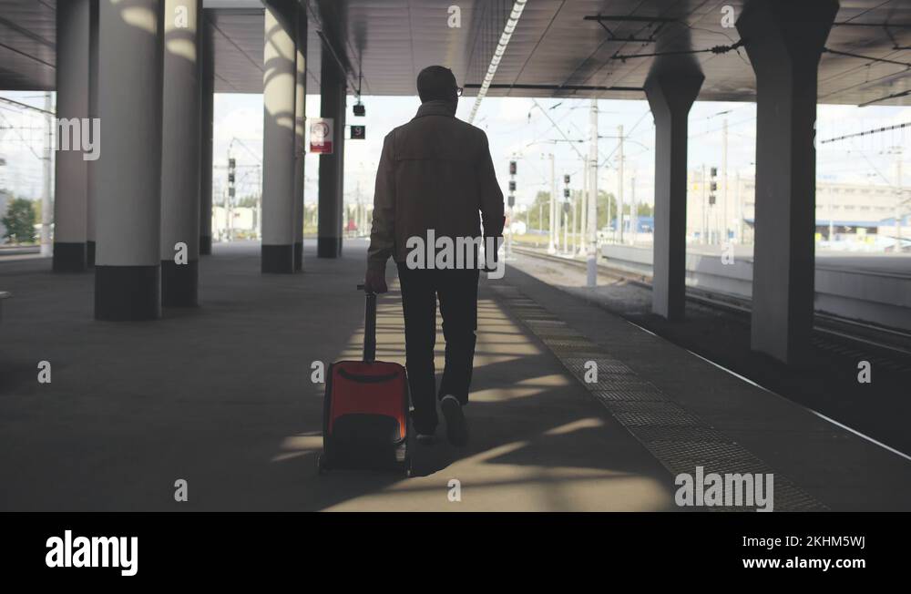 Man train alone Stock Videos & Footage - HD and 4K Video Clips - Alamy
