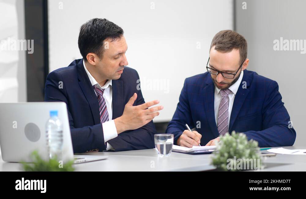 Employee leadership Stock Videos & Footage - HD and 4K Video Clips - Alamy