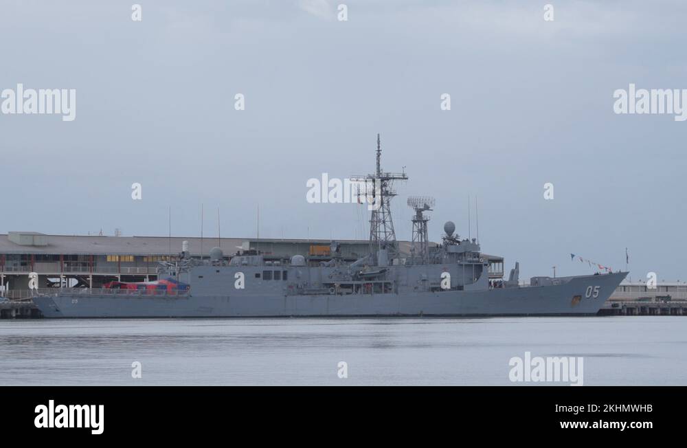 HMAS Melbourne (FFG 05) Adelaide-class guided-missile frigate Stock ...