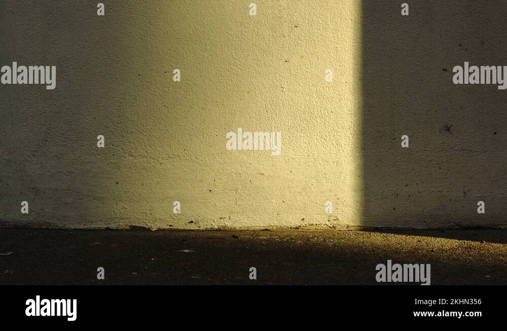 Sunlight on wall Stock Videos & Footage - HD and 4K Video Clips - Alamy