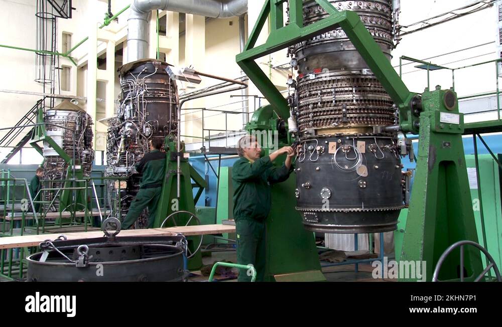 Compressor engine Stock Videos & Footage - HD and 4K Video Clips - Alamy