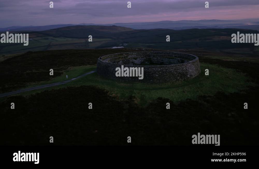 Donegal sign Stock Videos & Footage - HD and 4K Video Clips - Alamy