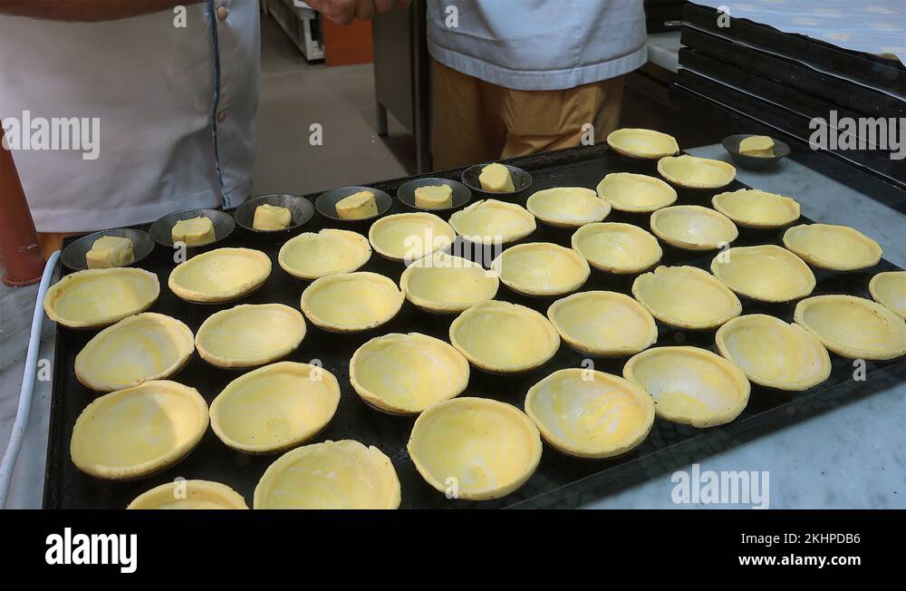 Cafe de nata Stock Videos & Footage - HD and 4K Video Clips - Alamy