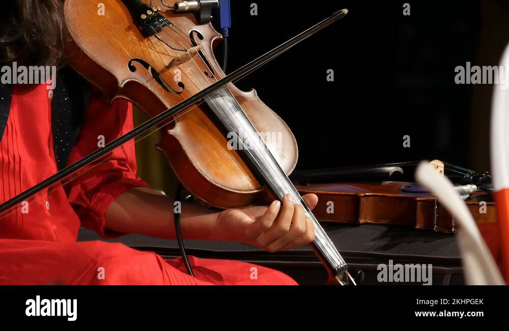 Instrument violin Stock Videos & Footage - HD and 4K Video Clips - Alamy