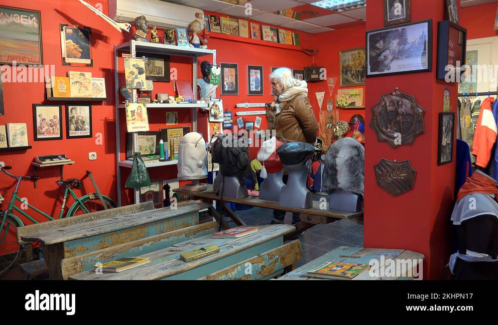 Soviet artifacts Stock Videos & Footage - HD and 4K Video Clips - Alamy