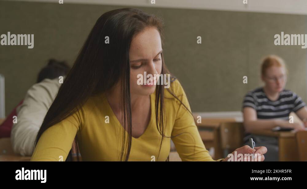 Confused girl in class Stock Videos & Footage - HD and 4K Video Clips ...