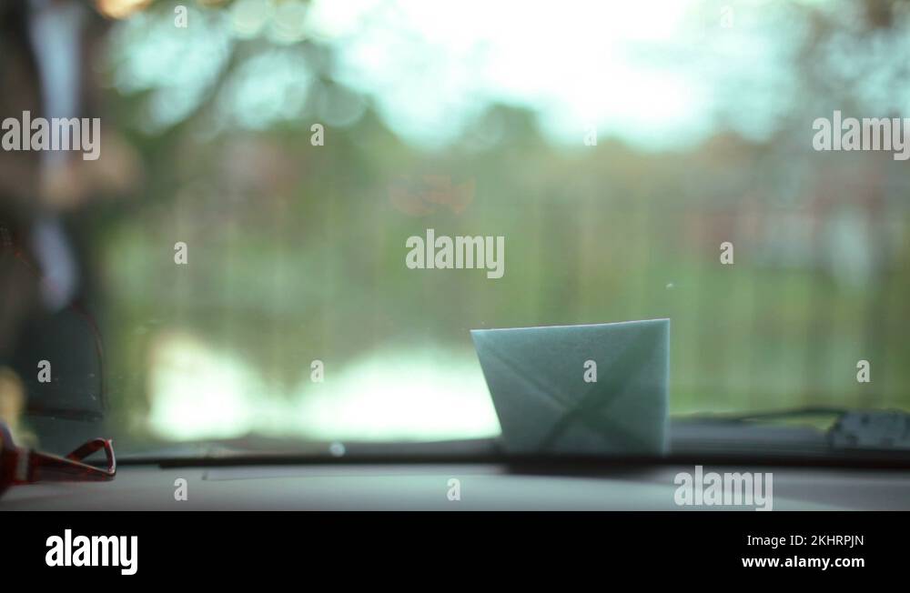 Anonymous note Stock Videos & Footage - HD and 4K Video Clips - Alamy