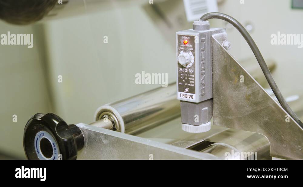Photoelectric sensor Stock Videos & Footage - HD and 4K Video Clips - Alamy
