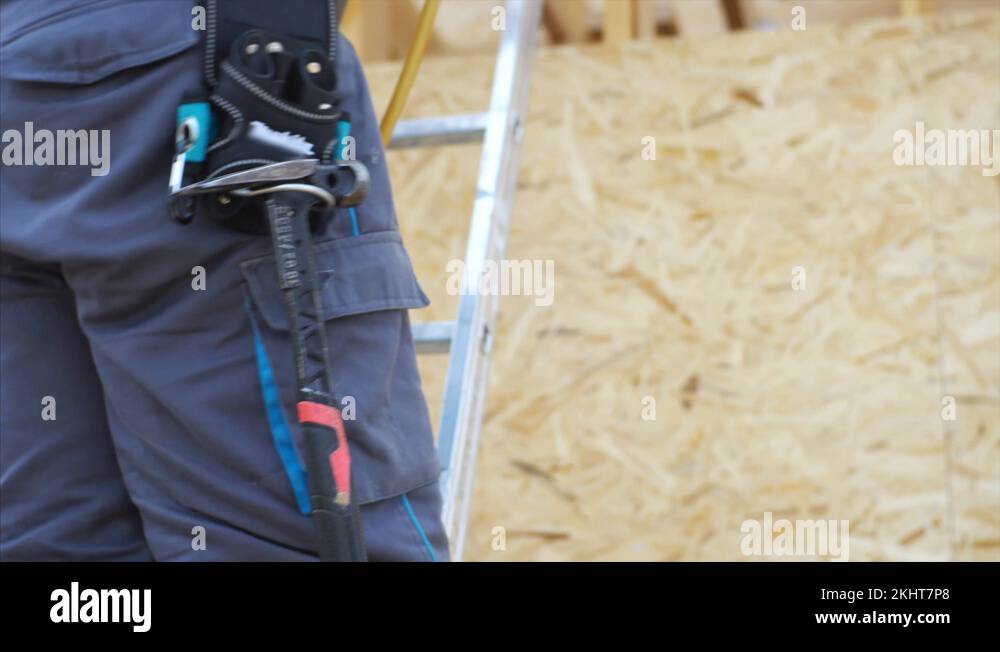 Builders hammer Stock Videos & Footage - HD and 4K Video Clips - Alamy